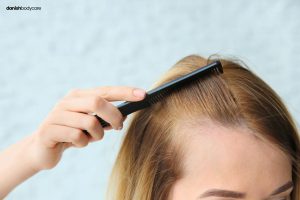 How to Soothe Bleach Burns on the Scalp & Why it Happens