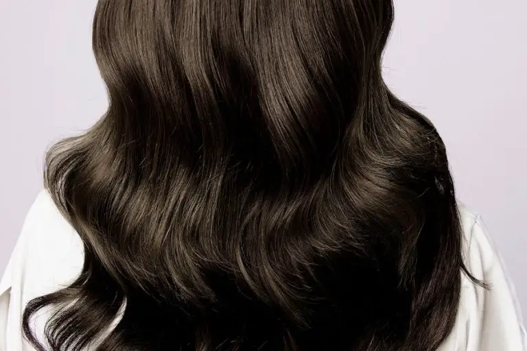 Type 2B Hair: Care and Styling for S-Shaped Wavy Hair