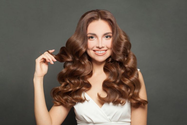 Type 2 Hair: How to Care and Style Wavy Hair